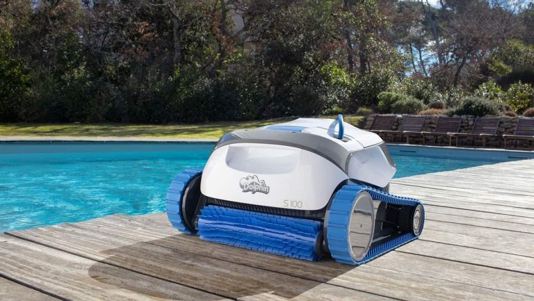 Pool-Plus | Dolphin S100 Pool Cleaner